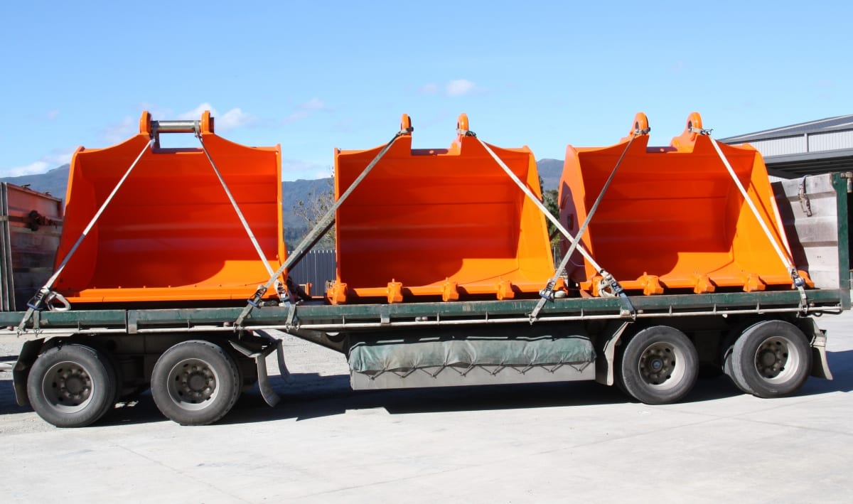A Truck Load of Buckets! - West-Trak NZ