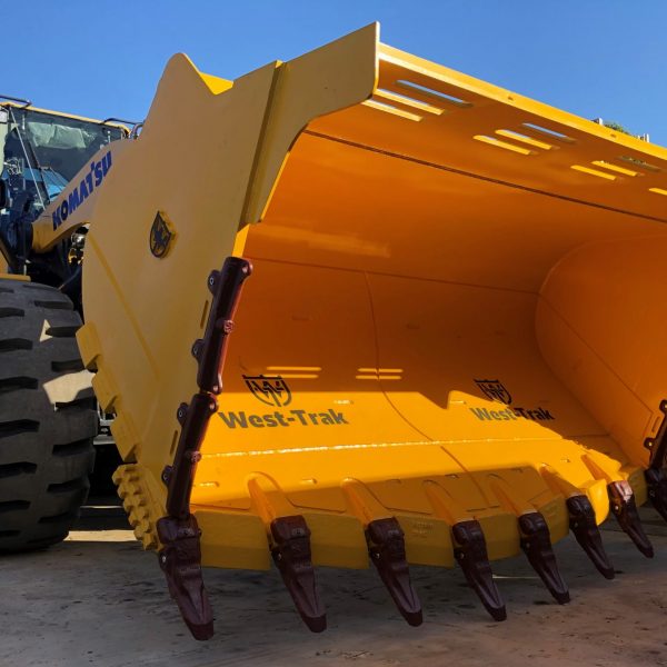 New WA500-7 Loader Bucket | West-Trak New Zealand