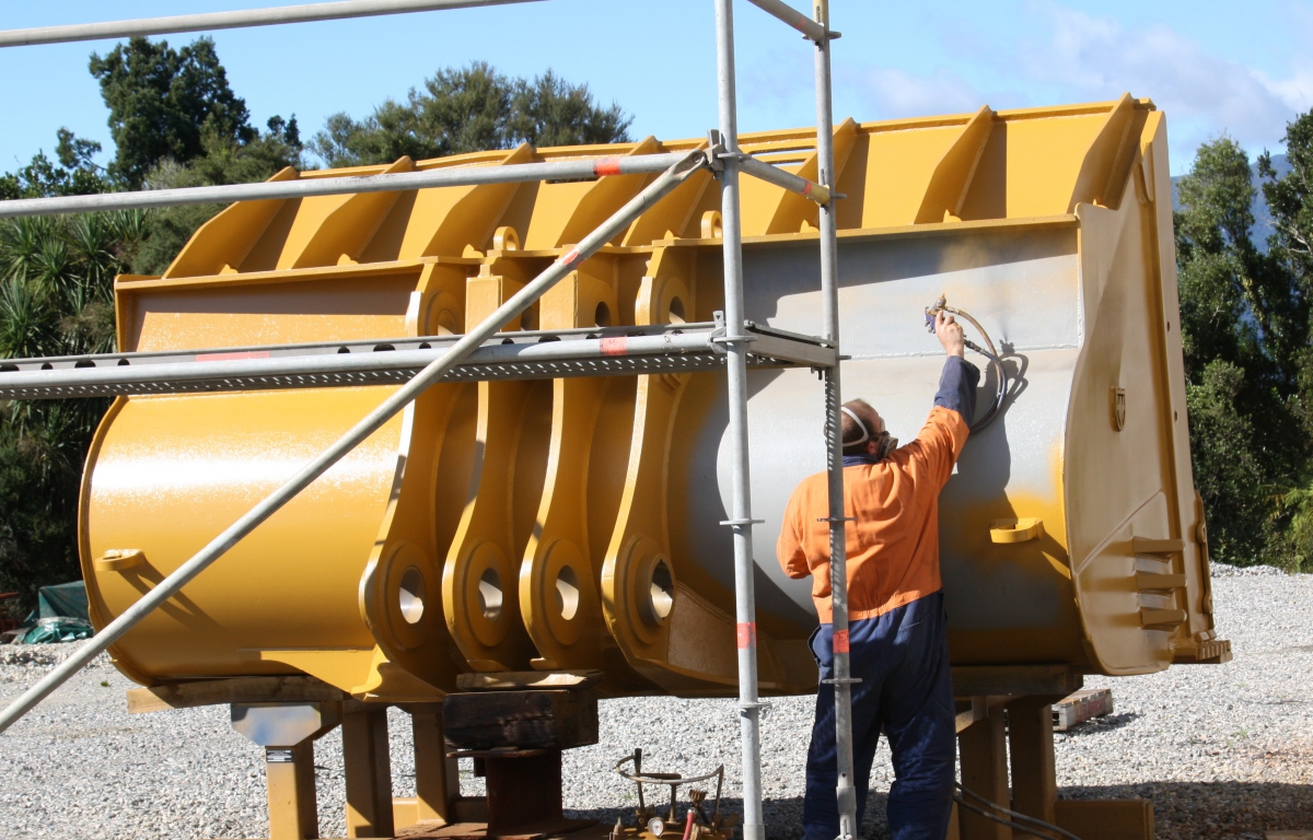 992K Loader Bucket Modification - West-Trak NZ