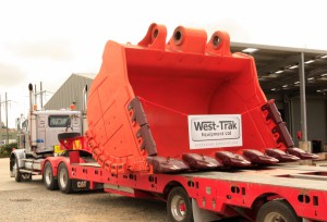 EX3600 Bucket Rebuild - West-Trak NZ