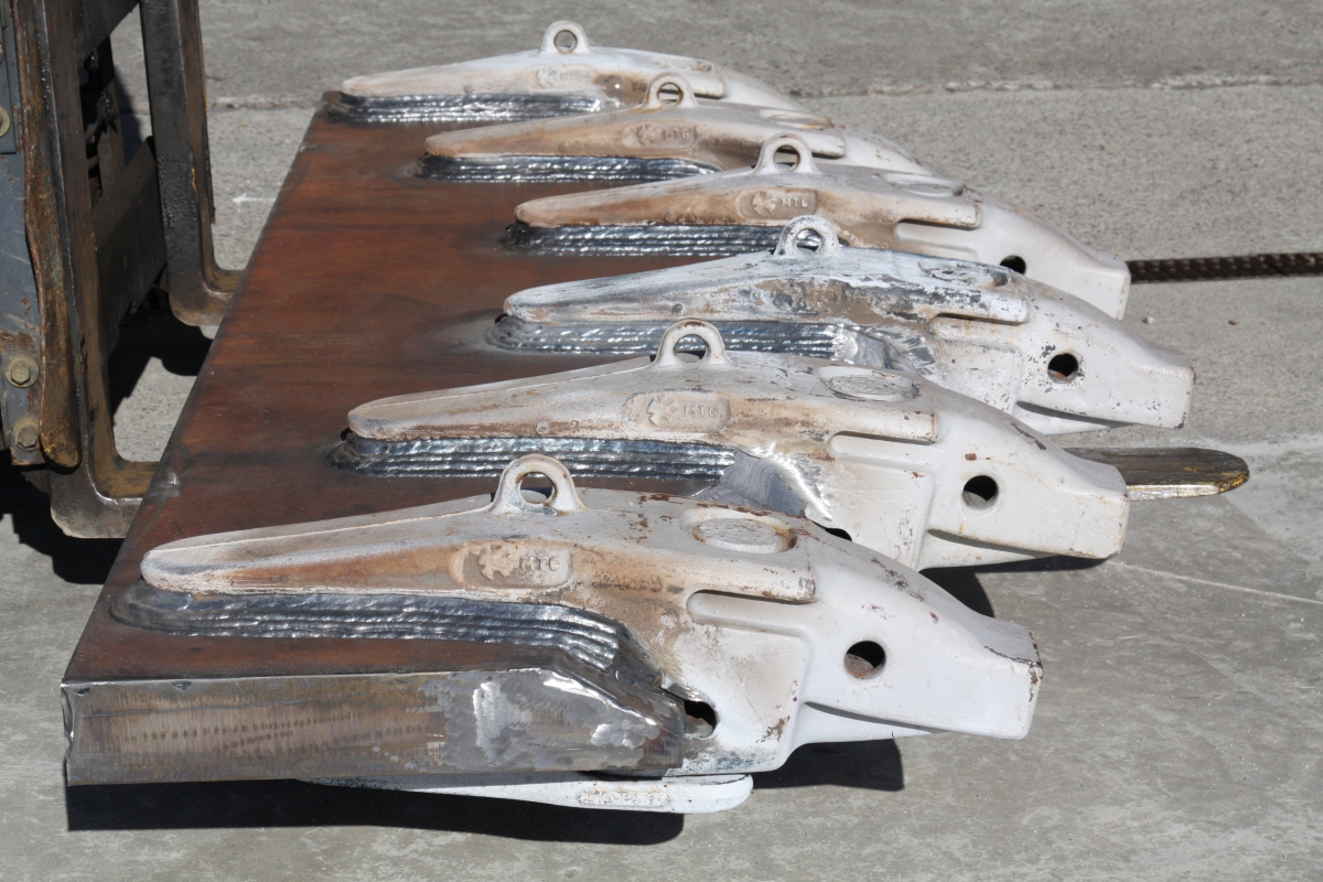 PC1000 Prefabricated Spade Edge - West-Trak NZ