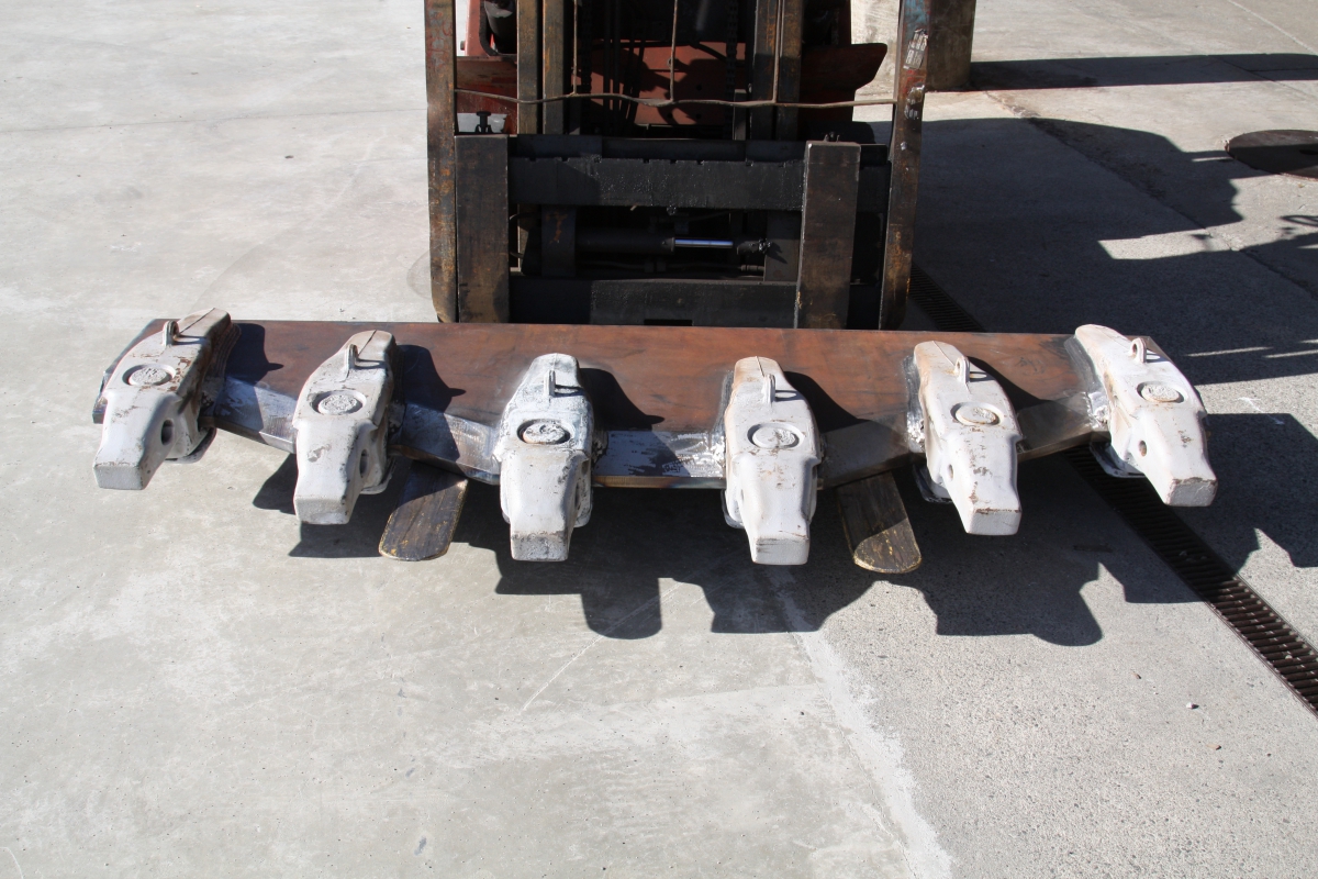 PC1000 Prefabricated Spade Edge - West-Trak NZ