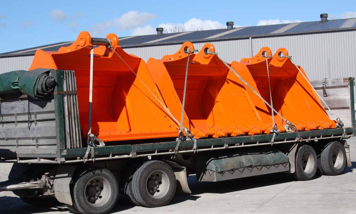 A Truck Load of Buckets! - West-Trak NZ
