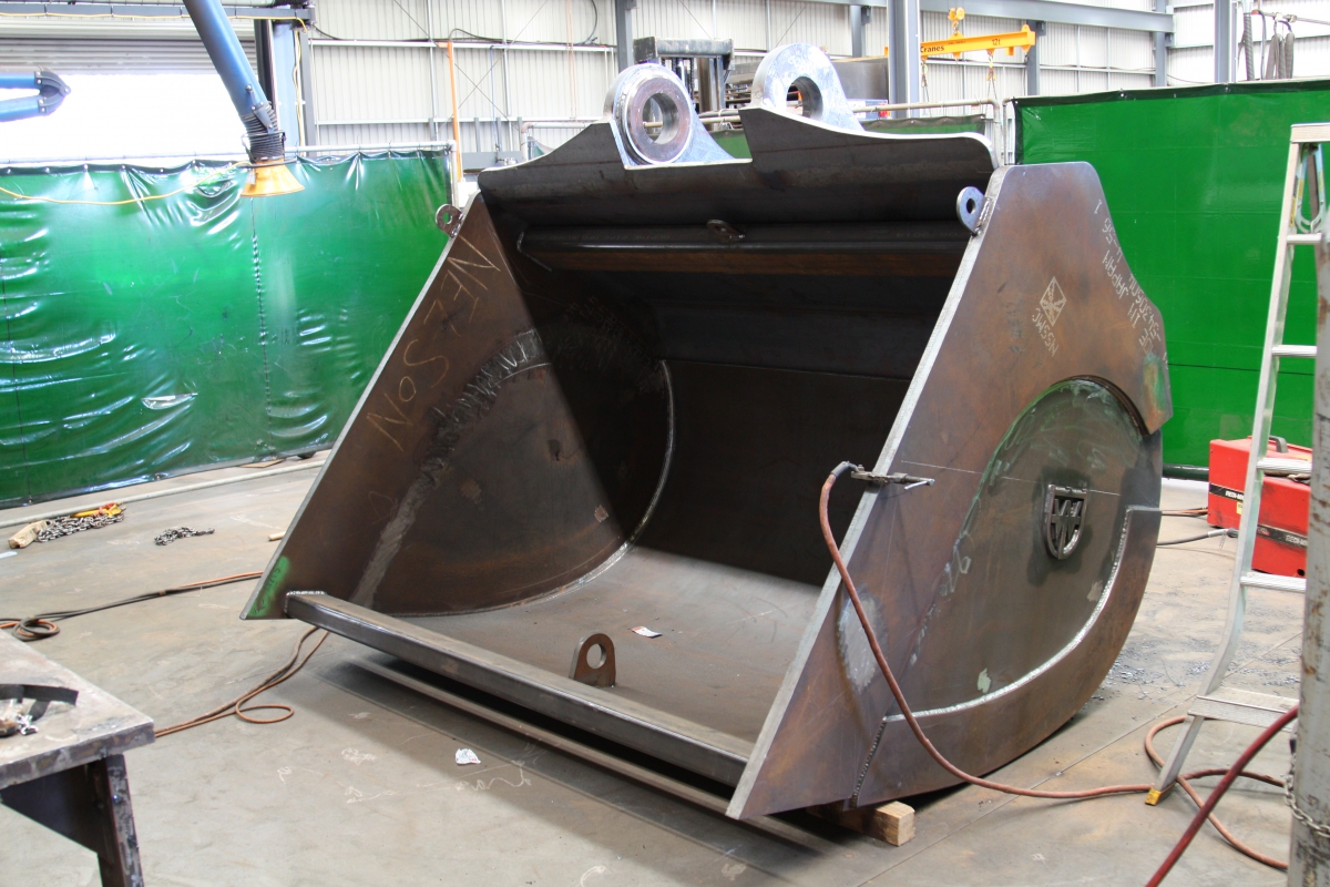 ZX870 Light Duty Rock Bucket - West-Trak NZ