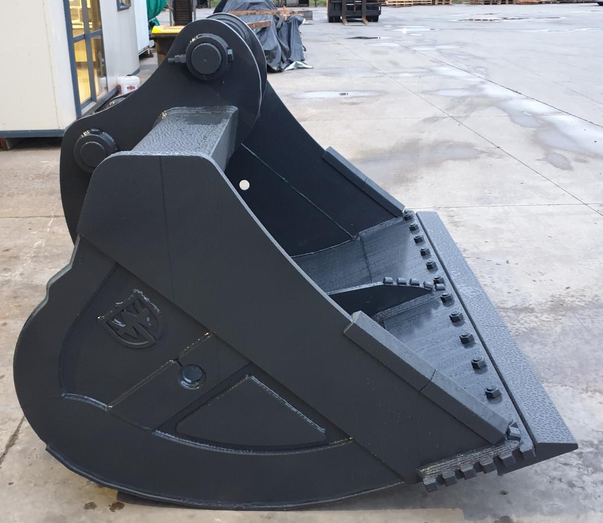 Truck loads of Volvo Buckets - West-Trak NZ